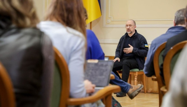 Денис Шмигаль заперечив випадки блокування вантажів зі зброєю — АГРОПОЛІТ